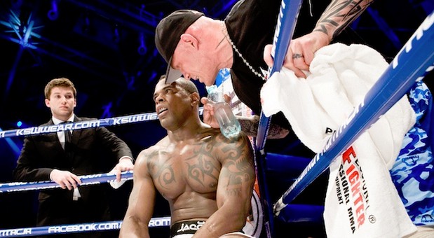 Jay Silva o pierwszej walce i rewanżu z Michałem Materlą. | MMAROCKS