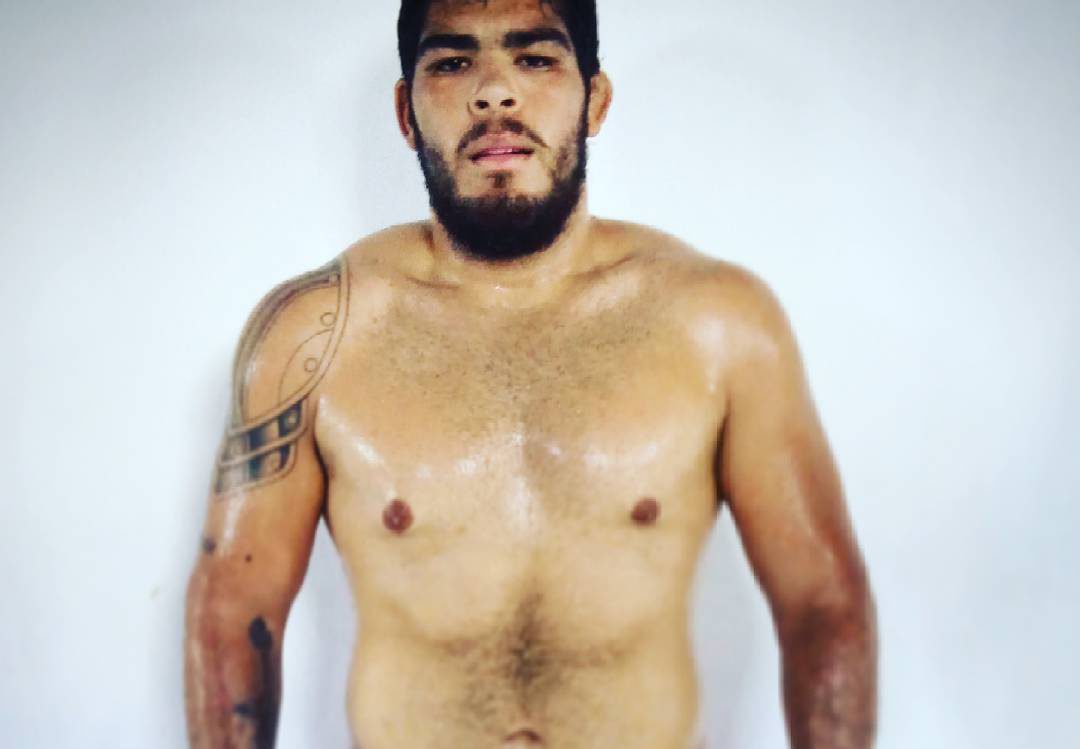 Brazylijczyk jeszcze przed debiutem w UFC zawieszony na 2 lata przez ...