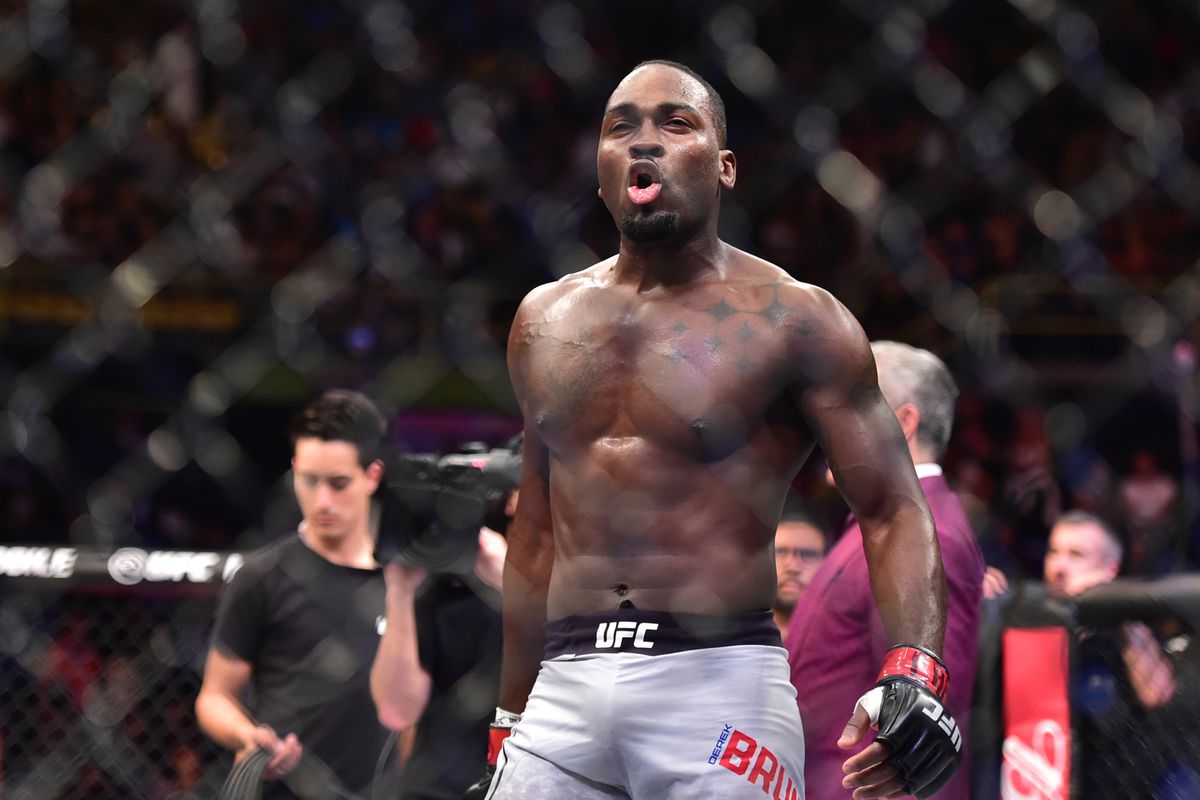 Derek Brunson wypada z walki z Antonio Carlosem Jr. na UFC 227 | MMAROCKS