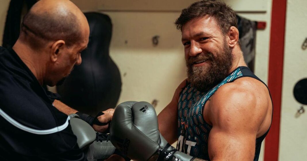 McGregor zdradził, że to nie Chandler miał rywalizować z nim w The ...