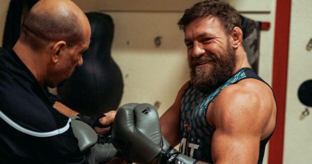 McGregor zdradził, że to nie Chandler miał rywalizować z nim w The ...