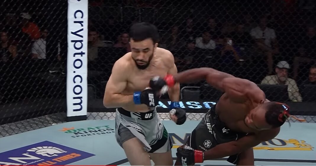 Najlepsze skończenia bohaterów gali UFC Vegas 70 (WIDEO) | MMAROCKS