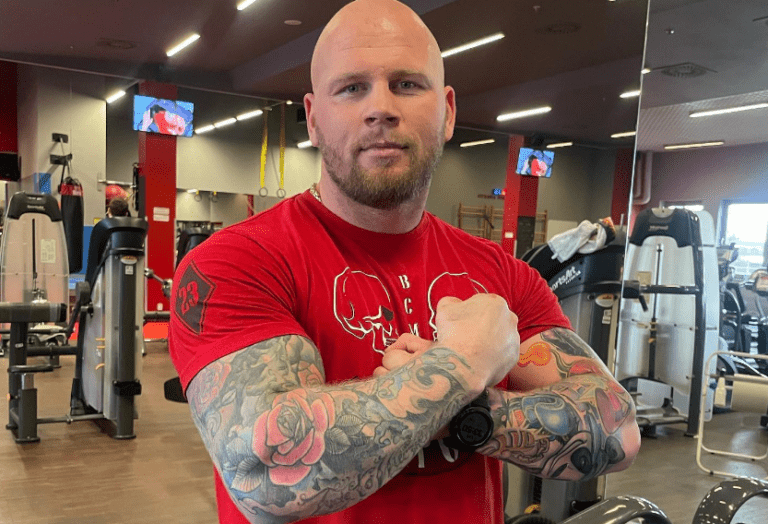 Znany z walk na gołe pięści w GROMDA, Patryk "Gleba" Tołkaczewski ...