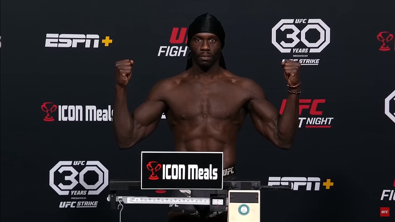 Jared Cannonier potencjalnym zastępstwem do walki mistrzowskiej na UFC ...