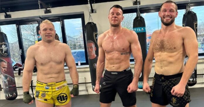 Były podwójny mistrz ONE Championship, Reinier de Ridder podpisał ...