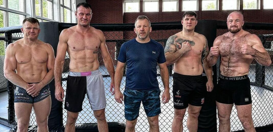 Kasperski: "Arek Wrzosek ma już całkiem pokaźną wiedzę w elementach parterowych" | MMAROCKS